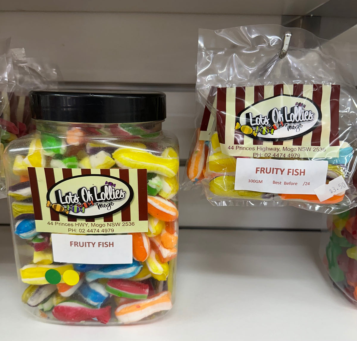 Fruity Fish – Lots of Lollies Mogo