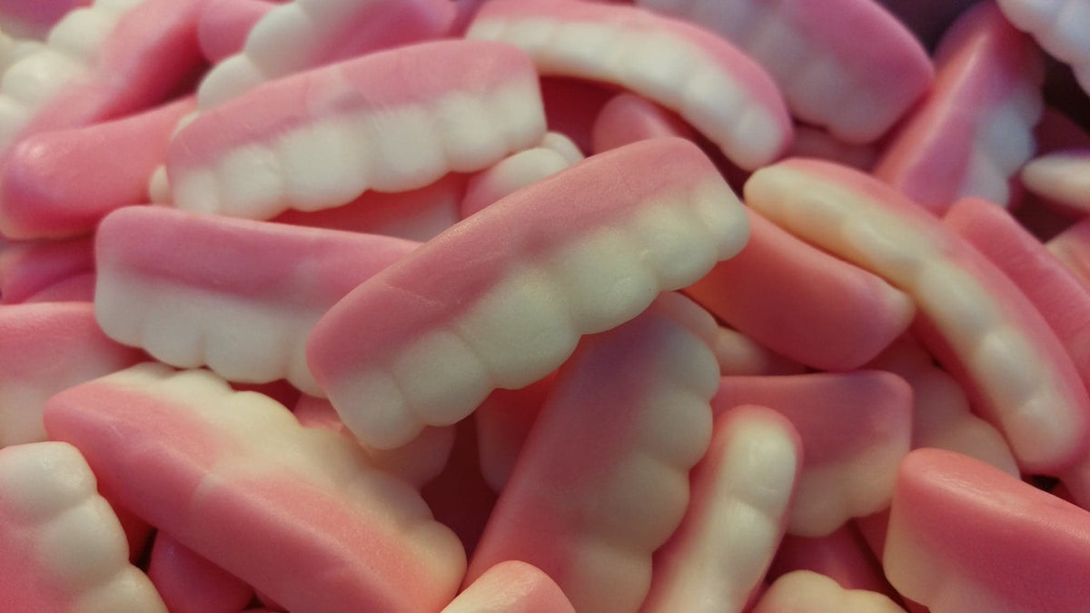 Candy Teeth – Lots of Lollies Mogo